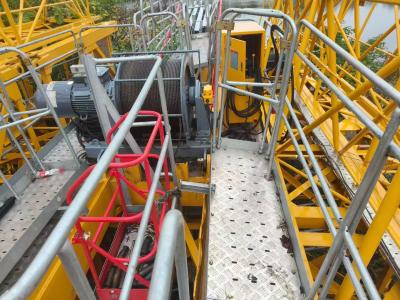 China Zoomlion 7020 Used Tower Crane 10 Ton Lifting Capacity 70M Boom Length for sale