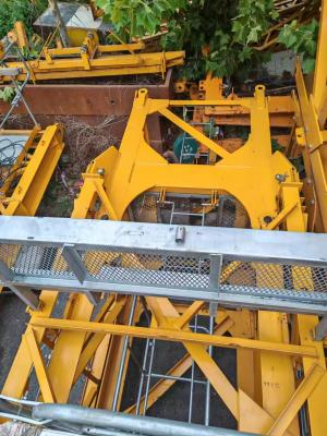 China Zoomlion 7020 Used Tower Crane 10 Ton Lifting Capacity 70M Boom Length for sale