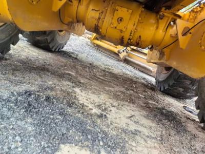 China Good Performance Low Price Front Loader Shantui 180 Motor Grader Construction Equipment Grader for sale