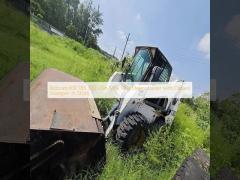 Bobcats300 185 300 USA Mini Skid Steer Loader with Closed Sweeper in Stock