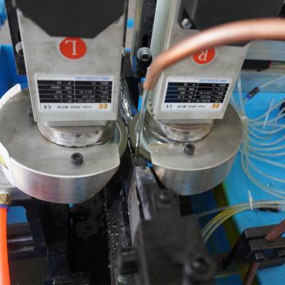 中国 1350*1700*1150mm アルloy Saw Blade 溶接機 CNC 角形ツール ステライト ツップ 帯 販売のため