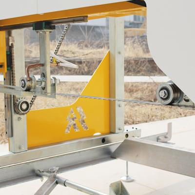 Cina 5.9*2.2*.22m Seghe a fascia di legno mini portabile macchina di taglio di legno di seconda mano per Uganda in vendita