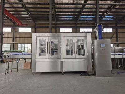 Cina Macchina di plastica rotatoria del pacchetto dell'imbottigliamento dell'acqua dell'imbottigliatrice 3kw 7L in vendita
