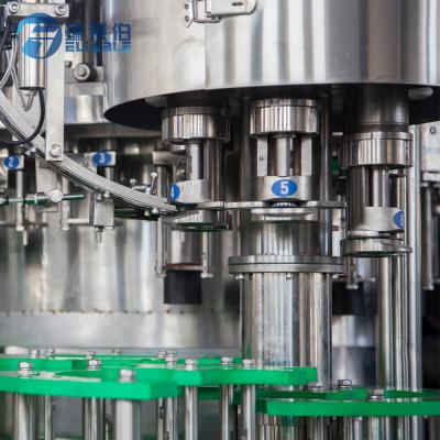 Cina Imbottigliatrice di vetro elettrica della birra 3 in 1 tappatrice di riempimento risciacquante in vendita
