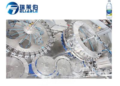 China Máquina de enchimento carbonatada totalmente automático da bebida à venda