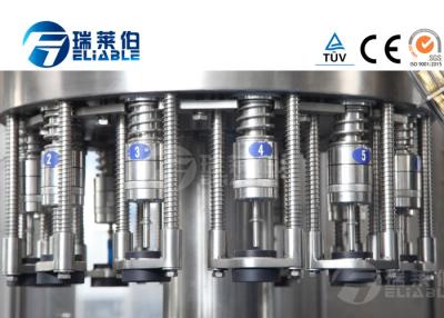 Cina Tappatrice di riempimento realizzata di lavaggio automatico completo per la bevanda della bevanda in vendita