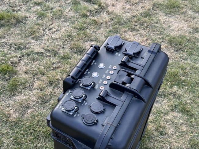 Outdoor Portable 3000W Power Supply AC and DC Output 220V/110V Backup Power Station