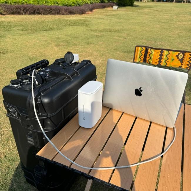 Fireproof Housing Portable Power Station Solar Generator AC110/220V Inverter