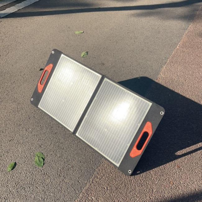 60W 100W 200W High Light Transmittance up to 20 Years Life of Monocrystalline Silicon Solar Panels