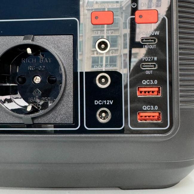 600W/576wh Outdoor Emergency Power Station Portable Mobile Power Solar Generator