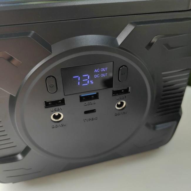 200W Power Bank Portable Solar Power Generator for Outdoor Camping