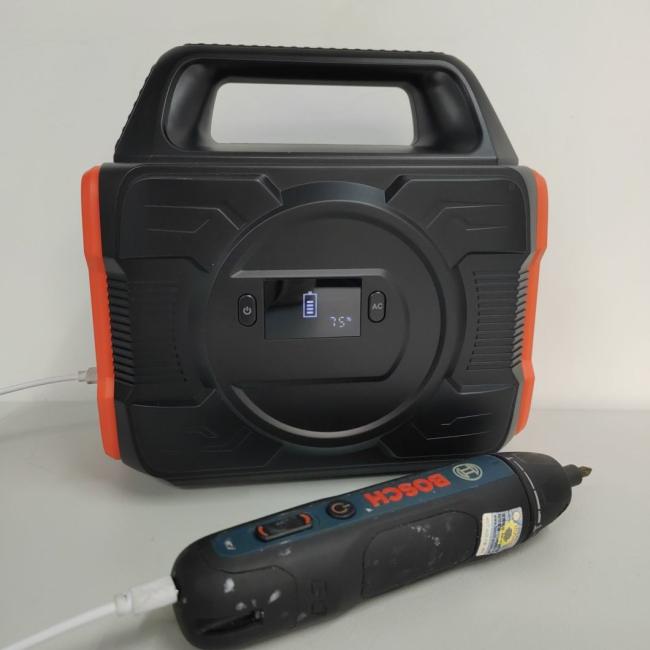 Factory Direct Sales 300W/288wh Multi-Functional Mobile Power Portable Power Station Solar Generator