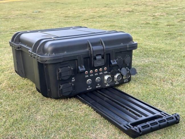 Multifunctional Energy Storage Trolley Case Outdoor 220V High Power Portable Power Station