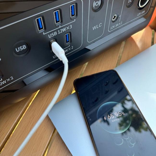 Best Fast Charging Lithium Portable Power Station with Solar Panel Supply for Mobile Power