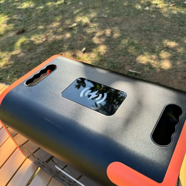 2200W Portable Mobile Power Supply Long Life Large Capacity Solar Power Station