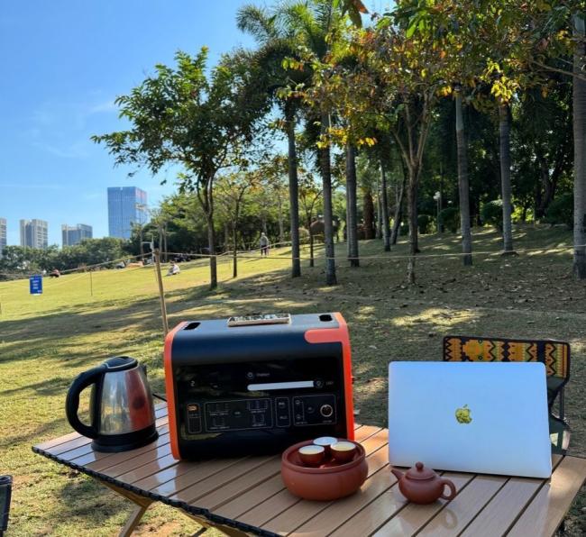 2000W 2200W Emergency Portable Power Station Outdoors Fast Charging Power Station for Camping