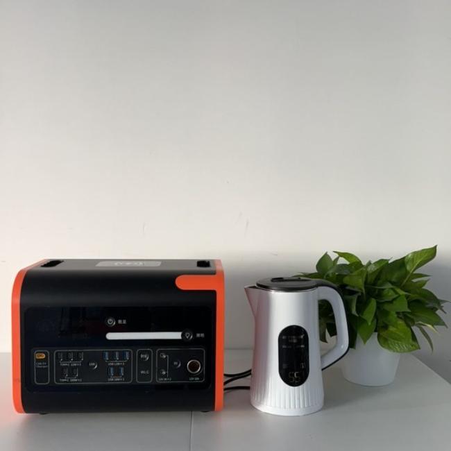 Camping/Car High Capacity Lithium Battery Emergency Mobile Phone Laptop Charger AC/ DC Output USB Type-C UPS Portable Solar Power Station