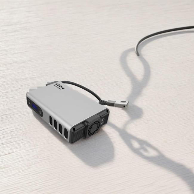 Large Capacity Mobile Power Station 32000mAh Large Capacity Type C Charging Portable Charger Dual USB Output DC AC Mobile Phone Charger