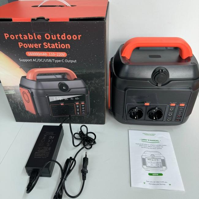 Mobile Power 600W/300W/2200W Outdoor Camping Family RV Portable Solar Power Station