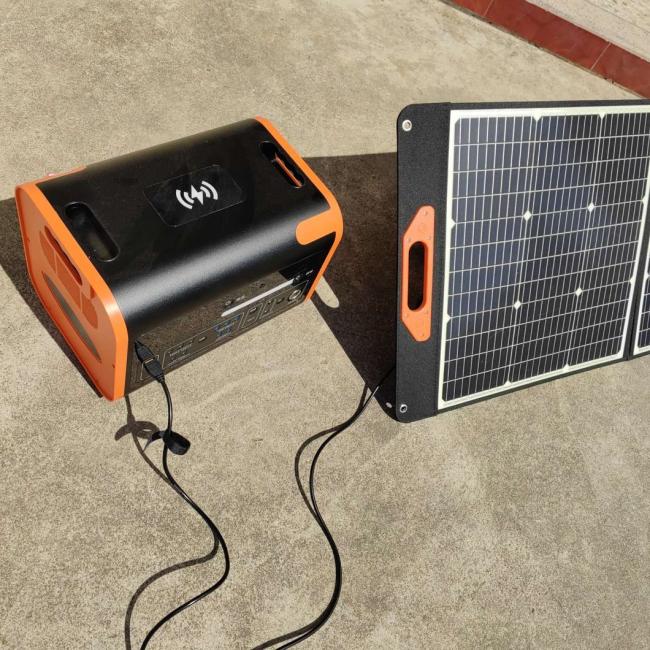 Outdoor Solar Generator 2000W AC Output High Power Mobile Power Storage Power Station