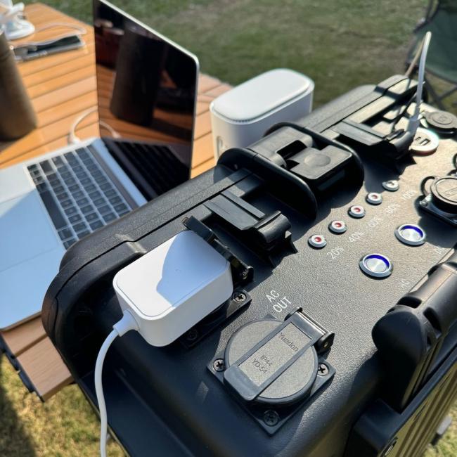 Home and Camping with USB and Car Charging, 4000W (3840Wh) Factory Price, Portable Mobile Power Station