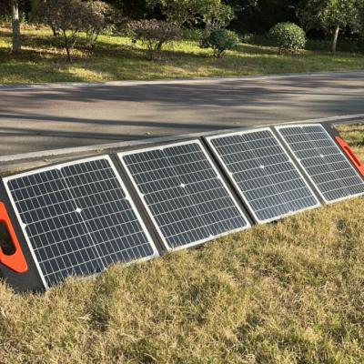 China Zwarte opvouwbare zonnepanelen van 100 pk voor het opladen van zonne-generatoren tijdens het kamperen buiten Te koop