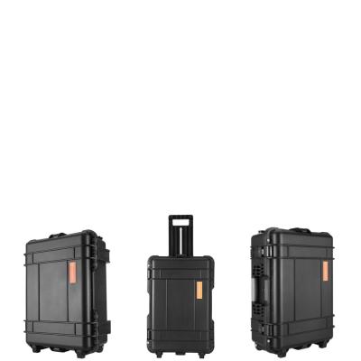 Cina 3840wh LT-40 Multifunzionale 3000W 5000W 6000W 7000W Potente centrale elettrica portatile in vendita