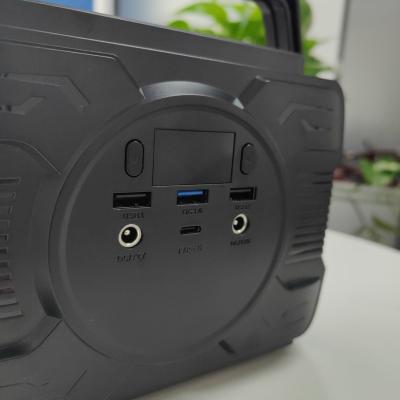 Cina Generatore solare portatile da 200 W per USB2 Esportazione 5V/2.1A e 173wh Capacità nominale in vendita