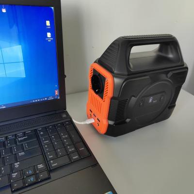 China Gerador solar multifuncional isolado de 300 W/288 wh MPPT com cor personalizável à venda
