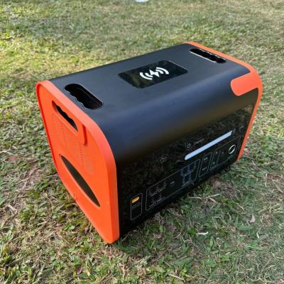 中国 Aii AC アウトレットタイプを持つ 2200W 110V-220V 多機能携帯太陽光発電所 販売のため