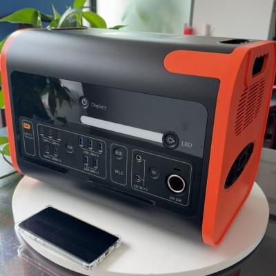中国 800W ソーラー充電 携帯型エネルギー貯蔵電源 ブラックとオレンジ色 販売のため