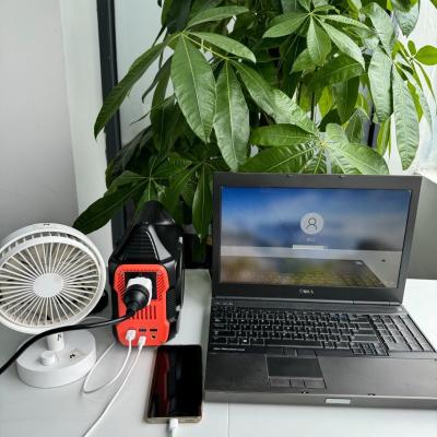 中国 EU ACソケットと液晶ディスプレイ付きの屋外キャンピングポータブル発電所 販売のため