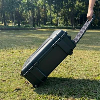 中国 AC 純正弦波出力 キャンピングカーとRVのバックアップ用の携帯型3000W太陽発電機 販売のため