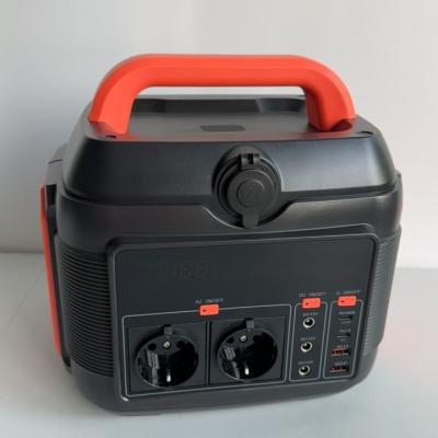 Cina Home Power Center con batteria al litio da 600W e illuminazione LED da 11W in vendita