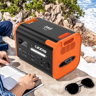 Cina Stazione elettrica portatile all'aperto con inverter di onde sinusoide puro e tutte le prese di uscita AC in vendita