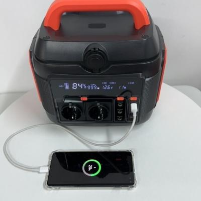 中国 LED照明とQC3.0出力を持つ600Wの室外リチウムイオン電池発電所 販売のため