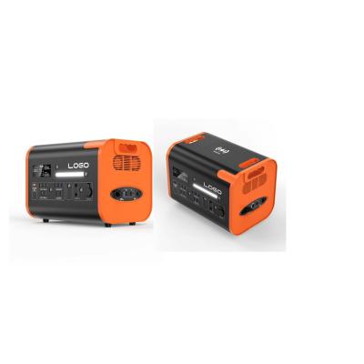 Cina Centrale elettrica portatile 1500W/2200W/3000W UPS con presa di uscita AC in nero arancione in vendita