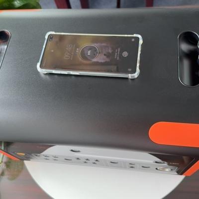Cina 51.52V/40ah Capacità della batteria 3500W Potenza costante Portata centrale solare per esterni in vendita
