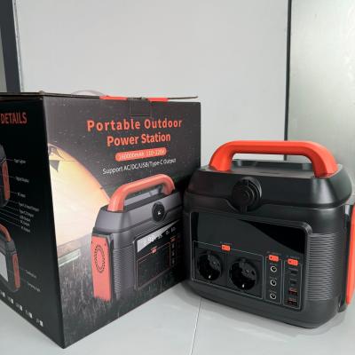 Cina 11W Illuminazione a LED 220V/110V AC Output 600W Batteria al litio per centrale elettrica portatile in vendita