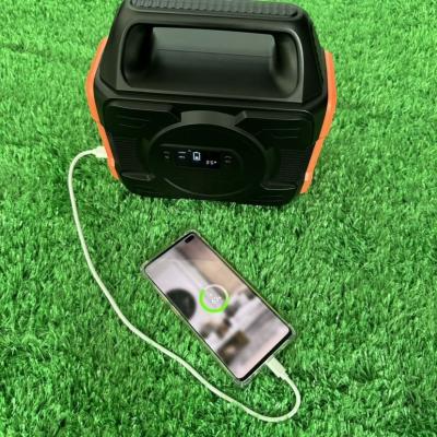 Cina Progettazione semplice Stazione elettrica portatile per uso domestico all'aperto con uscita di tipo C Pd100W Pd27W in vendita