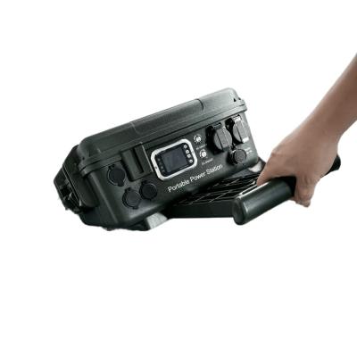 Cina 3000W/6000W/7000W Portatile LiFePO4 Batteria al litio Stazione elettrica con connessione Bluetooth in vendita