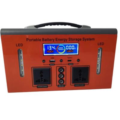 Cina XT300 300W Sistema di energia solare off-grid 2kw 3kw 5kw 6kw Stazione elettrica portatile per la casa in vendita
