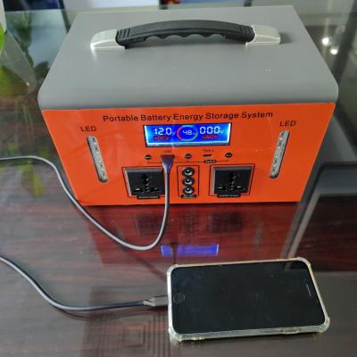 China 300W nominale uitgangsvermogen Type-C 5V/10W draagbare elektriciteitscentrale voor kantoor-mobiel opladen Te koop