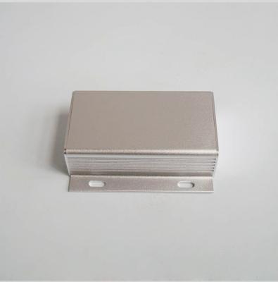 中国 耐久性のあるカスタム囲み 固定ブレーキット 溶解金銀と黒 49*24*80mm 販売のため