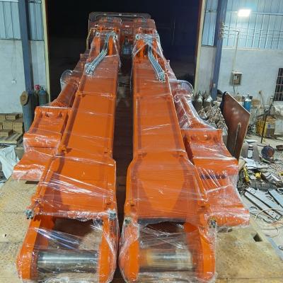 Cina 24m Excavator Boom Arm Komatsu PC700 Giallo Colore 10500 mm Long Reach Boom Arm Excavator Extension Arm in vendita