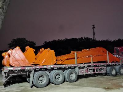 Cina 24m Excavator Boom Arm Komatsu PC700 Giallo Colore 10500 mm Long Reach Boom Arm Excavator Extension Arm in vendita