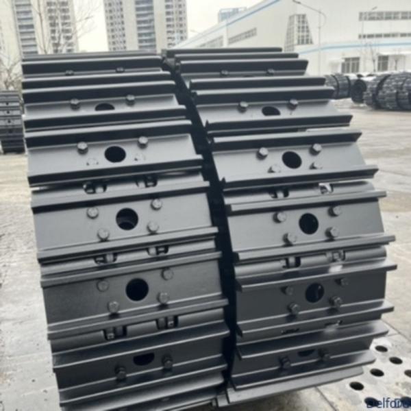 Quality Track Chain Excavator Undercarriage Parts For ZX270 CAT 345 350 450 for sale