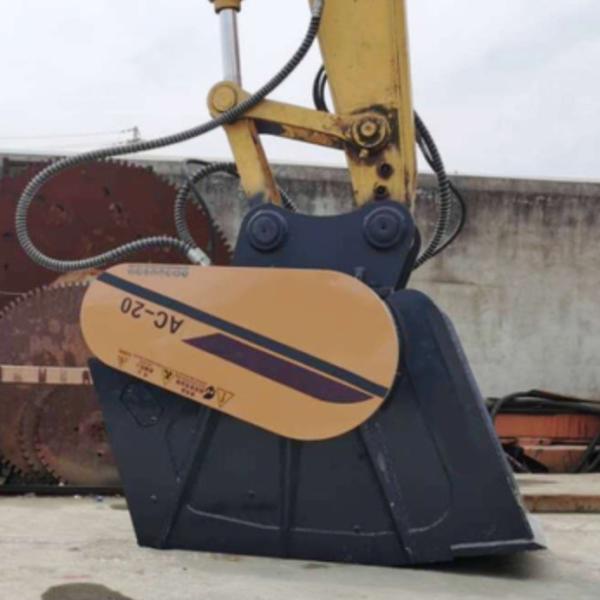 Quality Hydraulic Crusher Bucket For Excavator 25ton High Vibration Frequency Crushing for sale