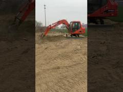 Χρησιμοποιούμενο Doosan 80G DH80 Συμπληκτικός εξορυκτής 8 τόνων Αξιόπιστη μηχανή μεταφοράς γης