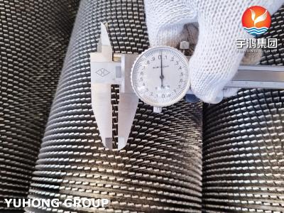 Cina Tubo senza cuciture in acciaio inossidabile, tubo a pinna serrato HFW, ASTM A312 TP304H, per bobina di convezione in vendita